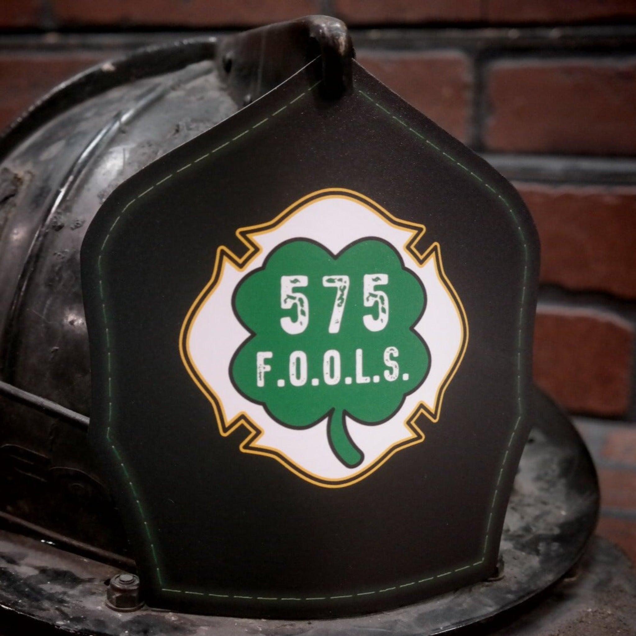 575 F.O.O.L.S. Taylor's Tin Shield Style D – Taylor's Tins