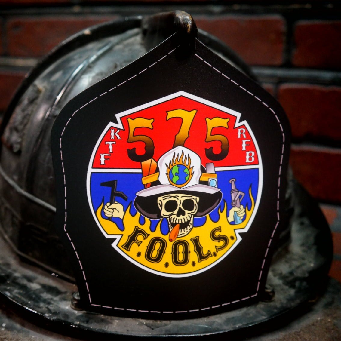 575 F.O.O.L.S. Taylor's Tin Shield Style A – Taylor's Tins