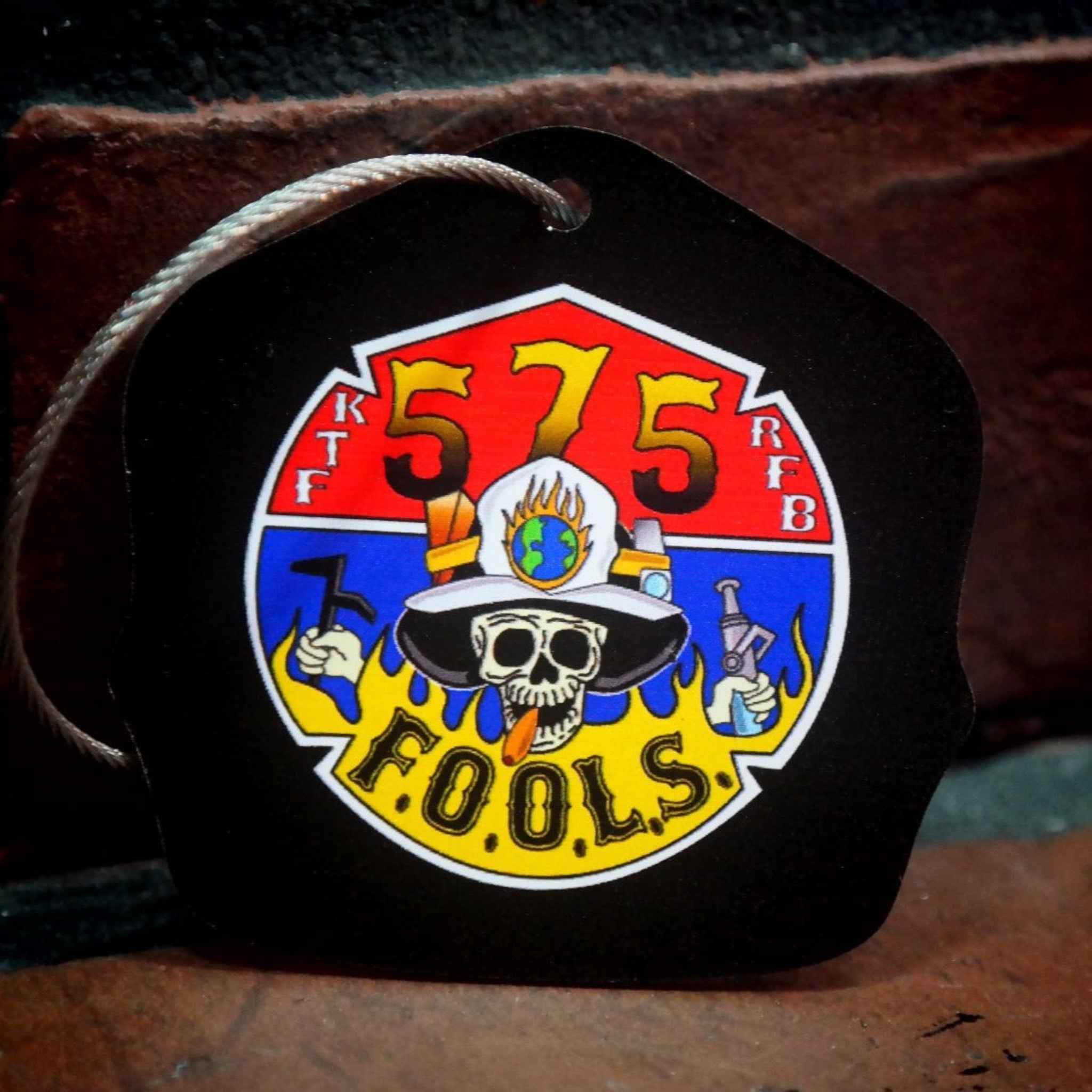 575 Fools Keychain Style A – Taylor's Tins