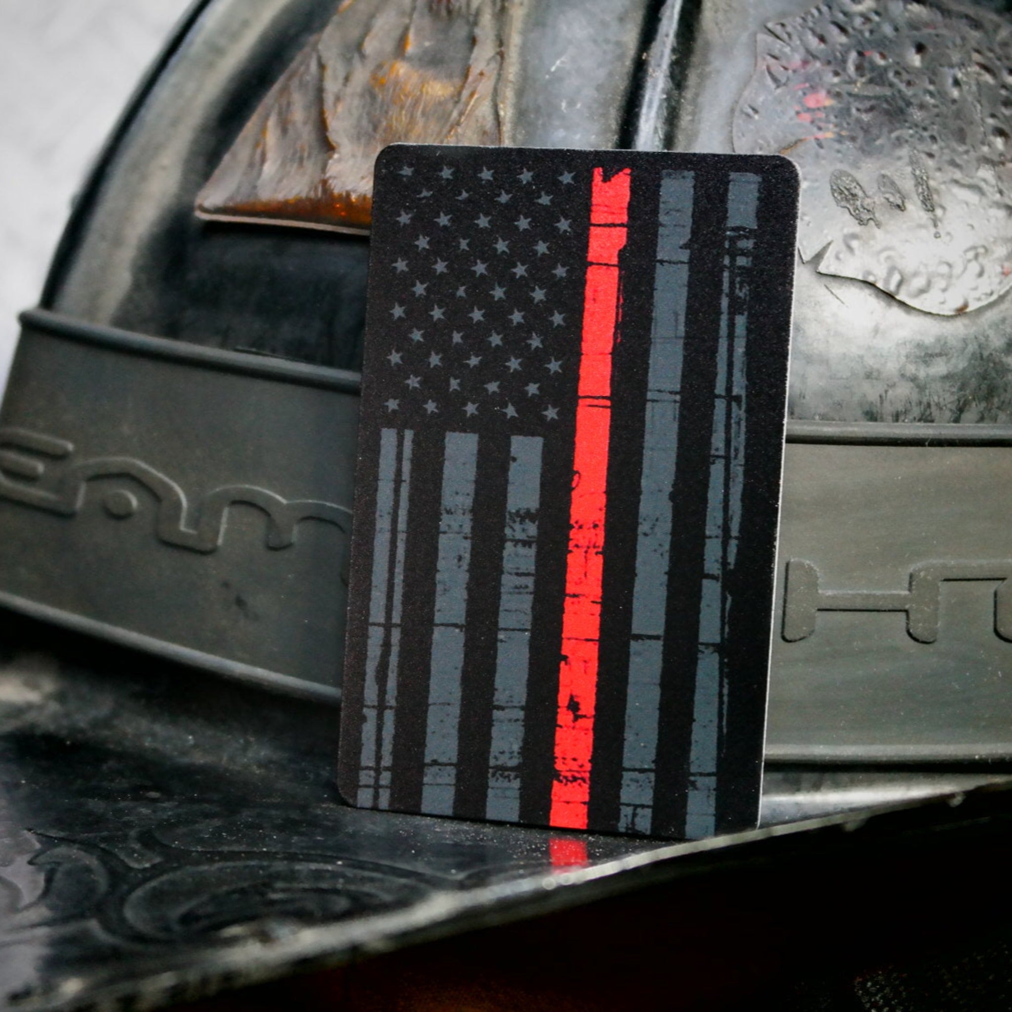 Thin Red Line Color Playing Card – Taylor's Tins